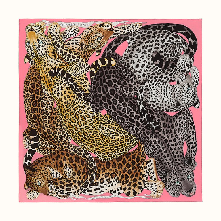 Scarf of the moment: Lazy Leopardesses | The Librain……retired